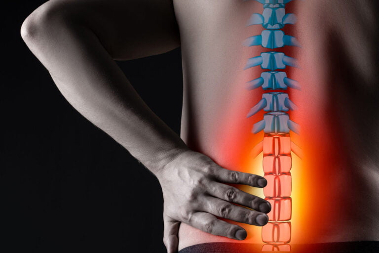 Dor nas juntas dos dedos da mão: Causas, tratamentos e alívio